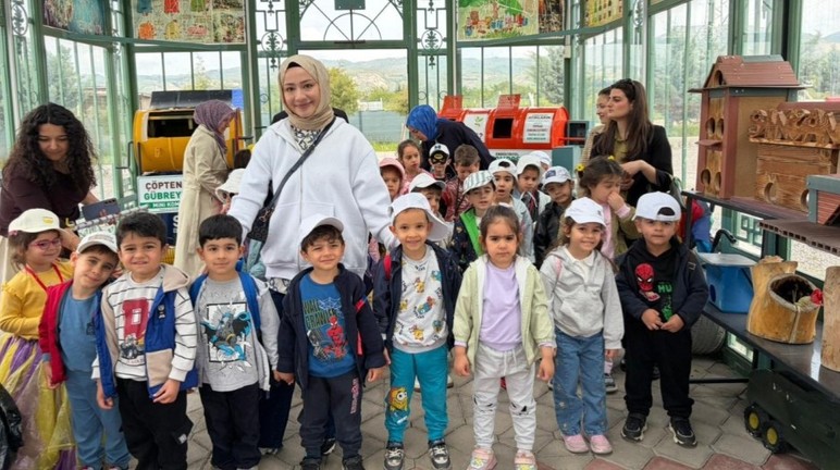 Sincan Belediyesi kreşlerinde eğitim gören minikler Eko-Çiftlik’i ...